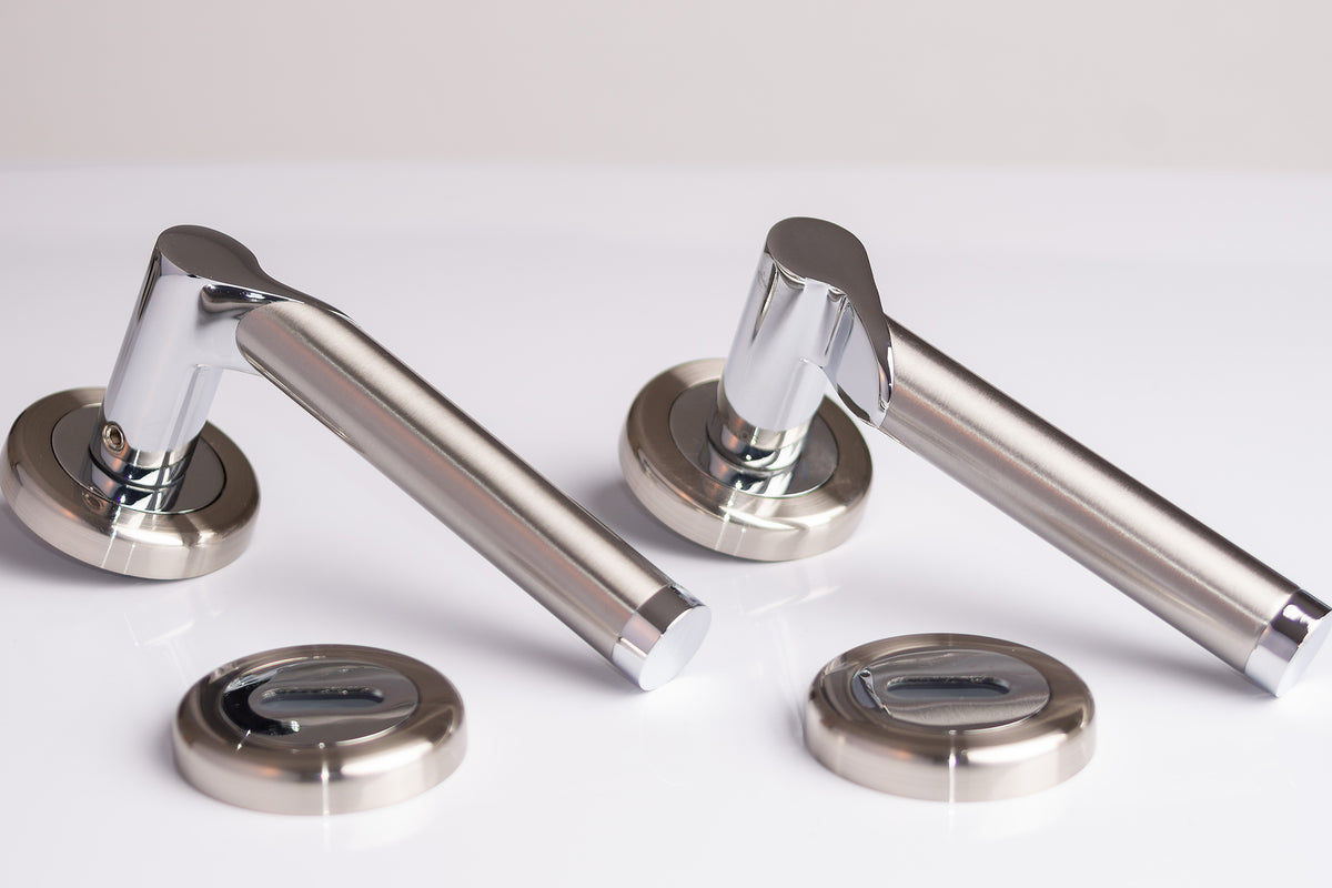 SONNATO RONA SATIN CHROME LEVER ON ROSE HANDLES – BW Hardware
